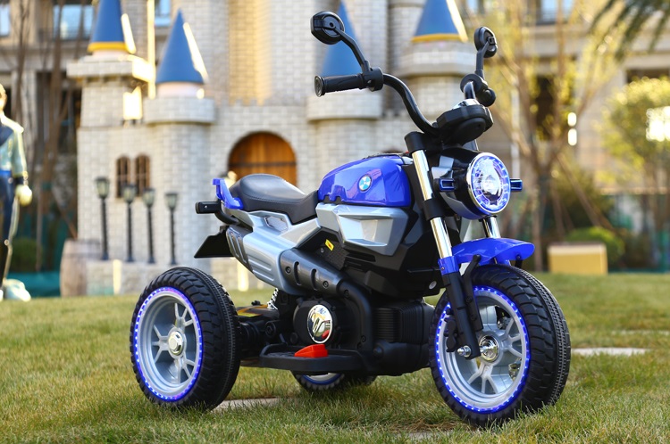 Xe máy điện trẻ em BQ-8188 dáng xe bồ câu cảnh sát, giá rẻ.